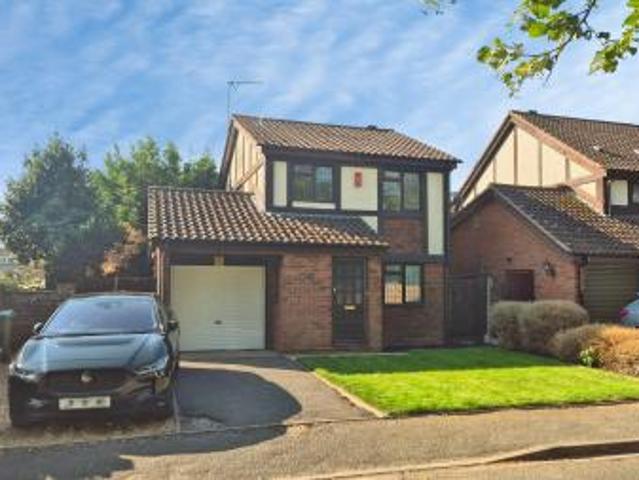 House at Staines Square, Dunstable