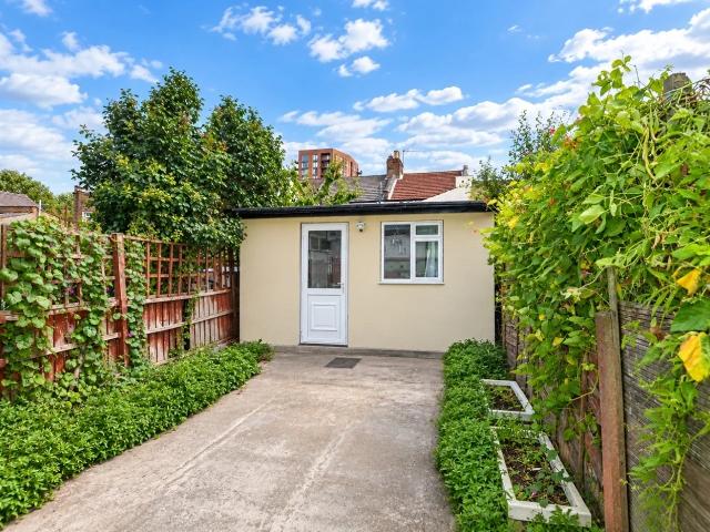 House at Stamford Road, Greater London