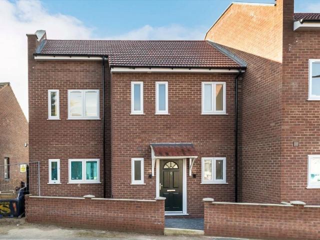 House at Stanley Road, Greater London