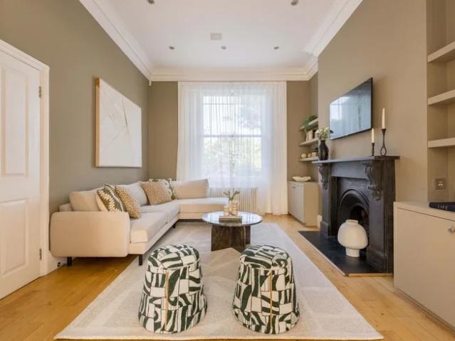 House at Steele's Road, Greater London