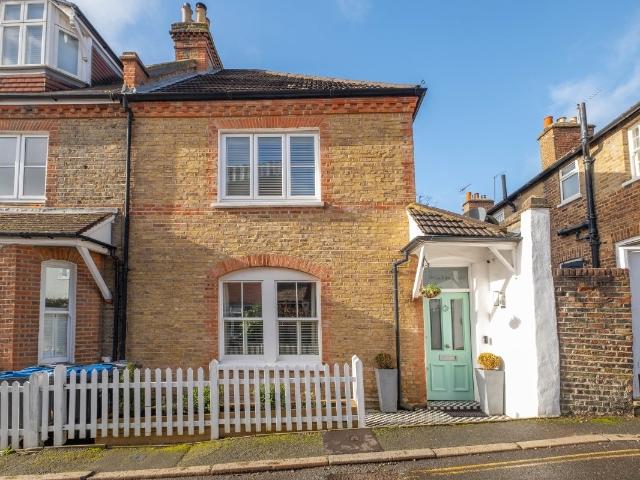 House at Strachan Place, Greater London