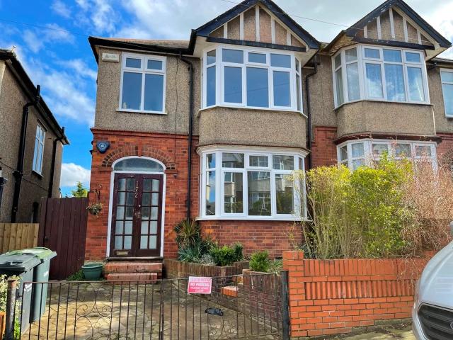 House at Strathmore Avenue, Luton