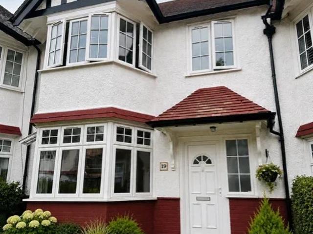 House at Summerlee Avenue, Greater London