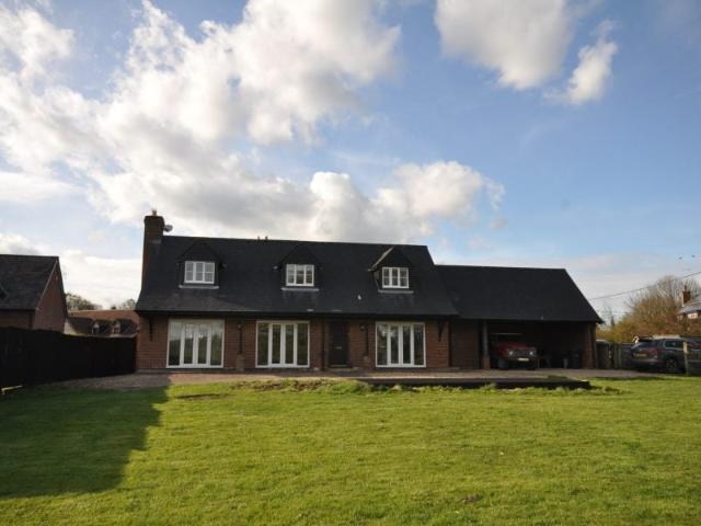 House at Summers Lane, Swindon