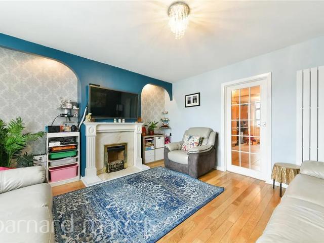 House at Sunbury Road, Greater London