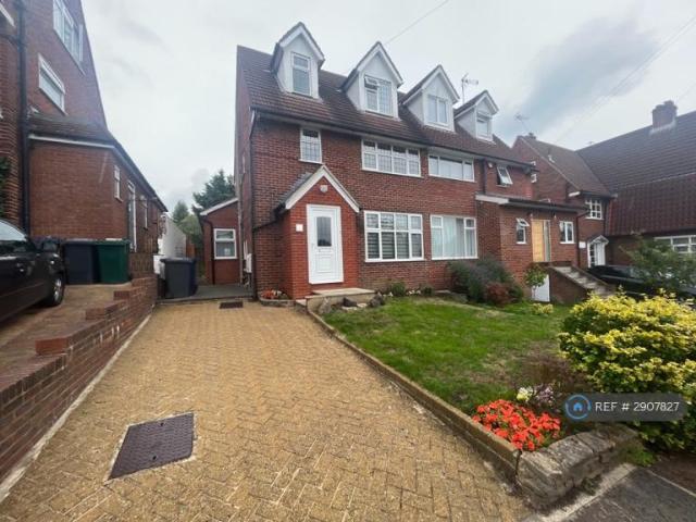 House at Sunnyfield, Greater London