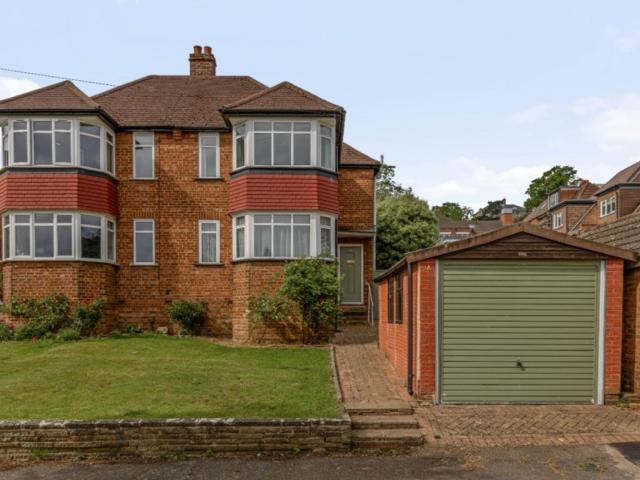 House at Sunset Gardens, Greater London