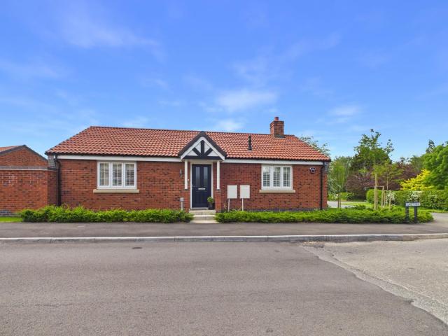 House at Sunset Drive, Melton