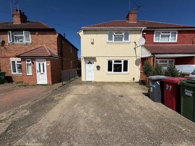 House at Surrey Avenue, Slough