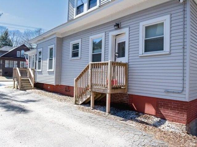 house Auburn ME DS101933300