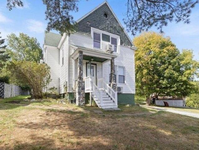 house Auburn ME DS102029247