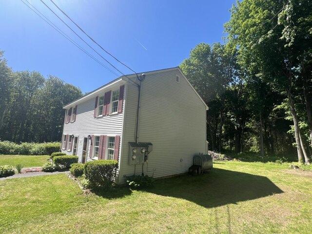 house Auburn ME ES103498590