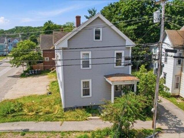 house Auburn ME ES104759864