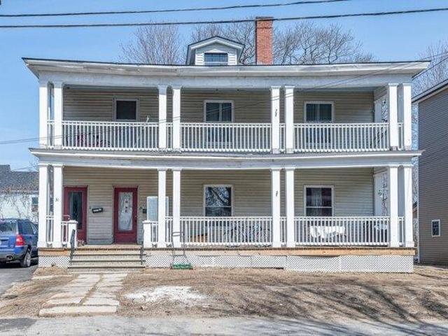 house Auburn ME ES105109795