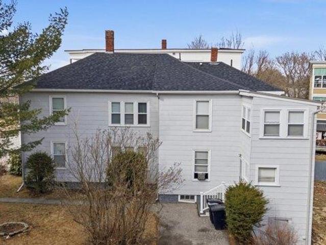 house Auburn ME ES105127511