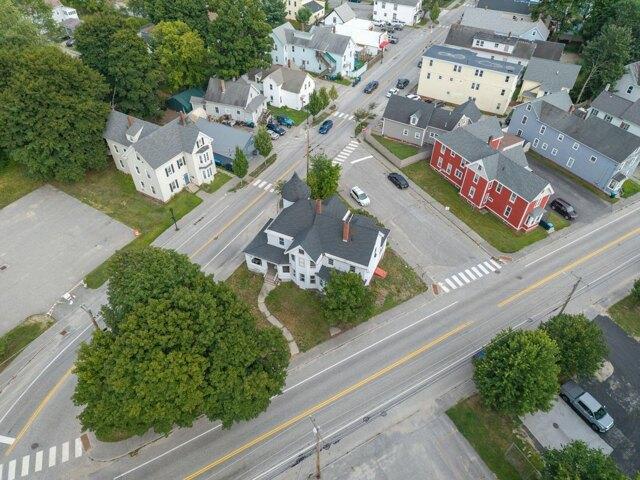 house Auburn ME ES105387556