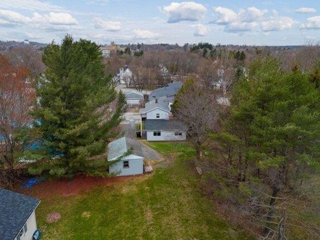 house Bangor ME DS101782323