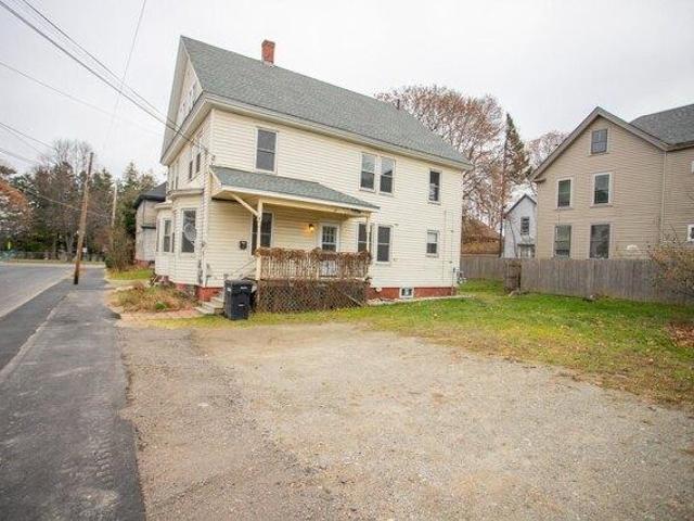 house Bangor ME DS101798627