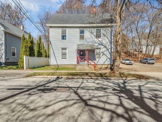 house Bangor ME DS102591663