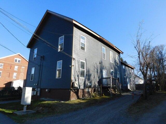 house Bangor ME ES103098663