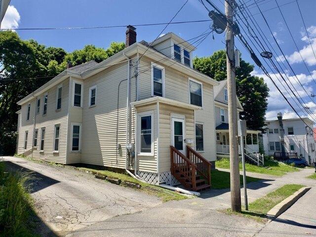 house Bangor ME ES104232660