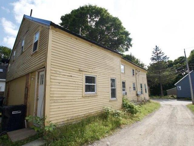 house Bangor ME ES105143088