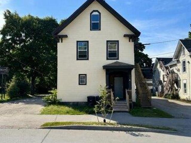 house Bangor ME ES105160910