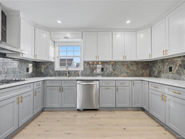 house Bellmore NY DS102519719