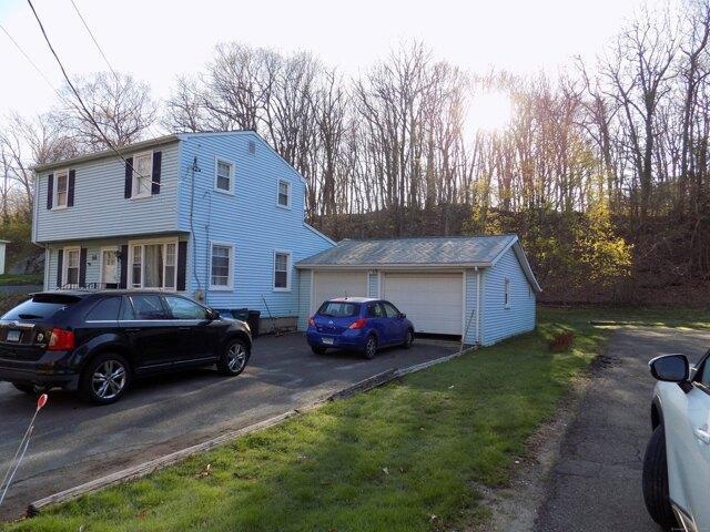 house Bethel CT ES103436690