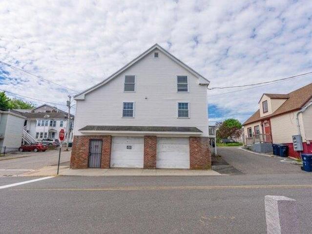house Biddeford ME ES103431585