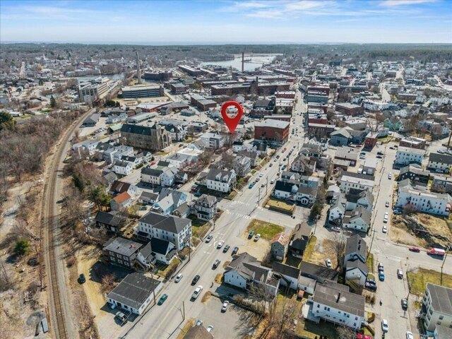 house Biddeford ME ES105093499