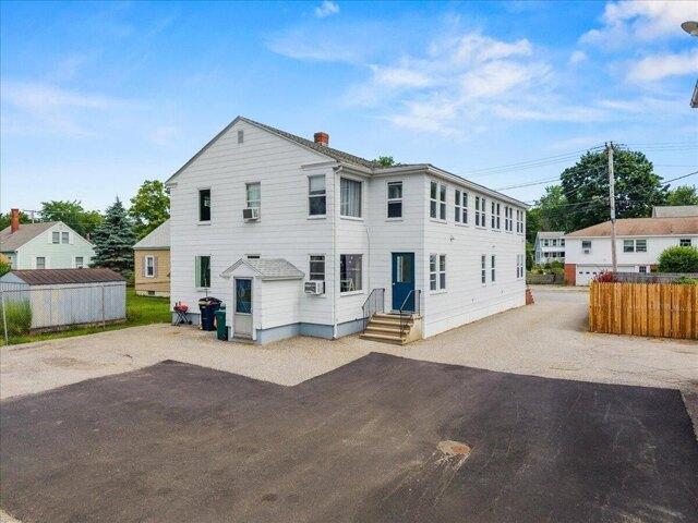 house Biddeford ME ES105116917
