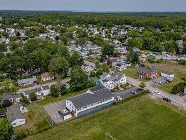 house Biddeford ME ES105207869