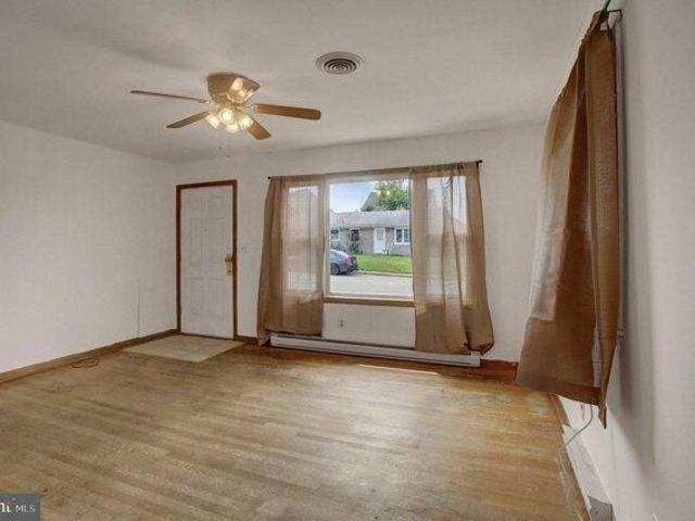 house Boonsboro MD ES104907483