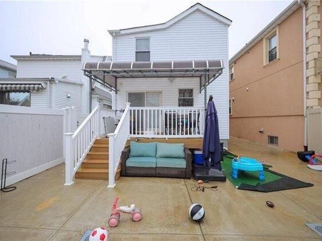 house Brooklyn NY ES104899379