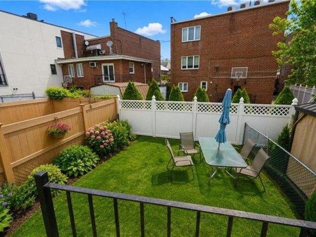 house Brooklyn NY ES104908640