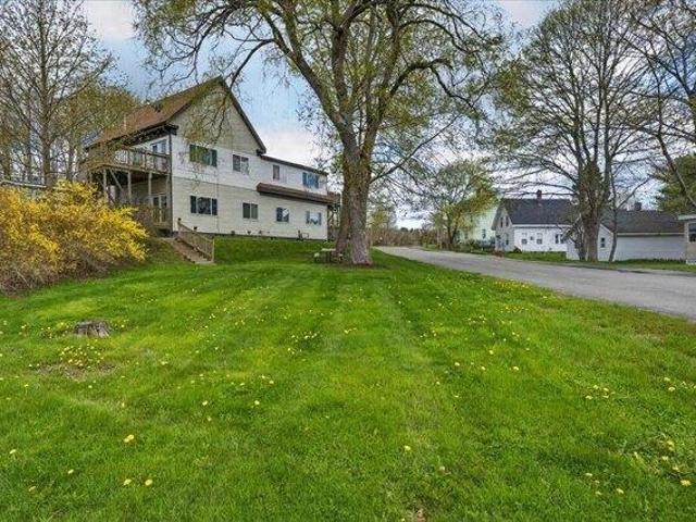 house Bucksport ME DLS102709010