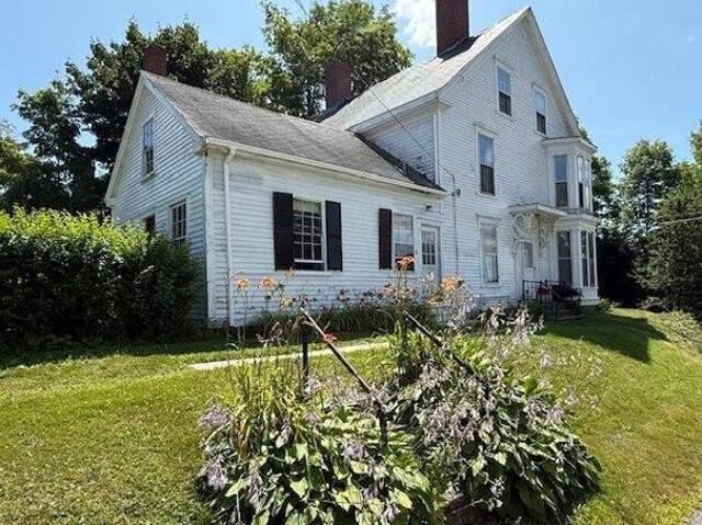 house Bucksport ME DS102118779