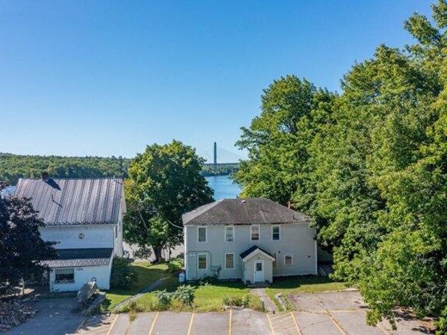 house Bucksport ME ES105439802