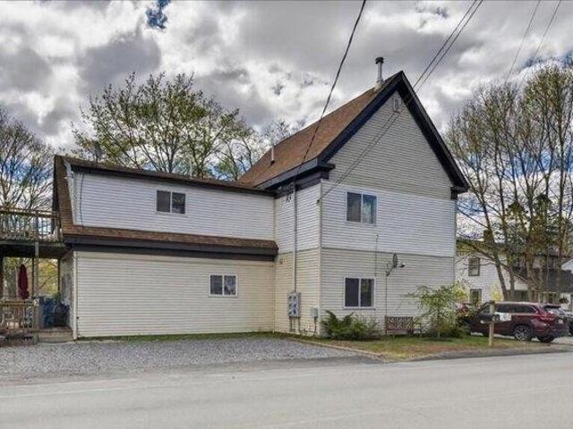 house Bucksport ME ES105173528