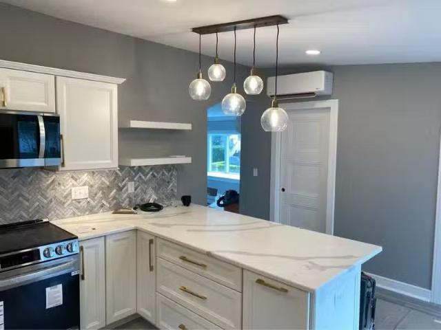 House by beach available for 2025 2026 academic year 14 Cross.