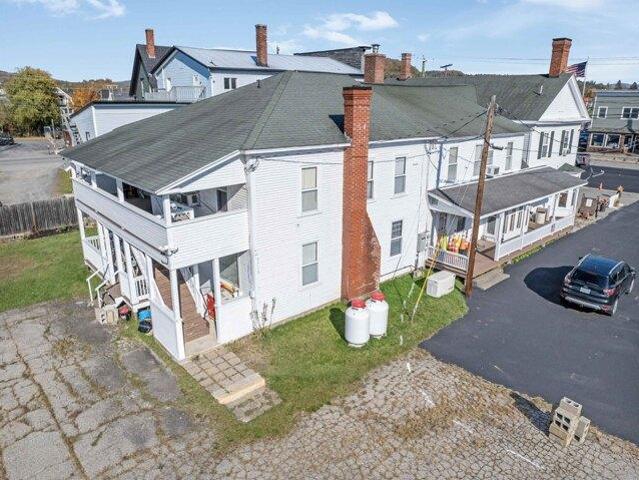 house Colebrook NH ES105144348