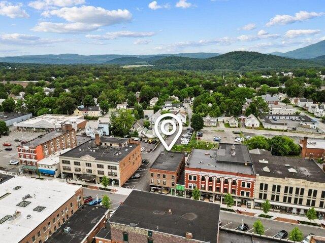 house Claremont NH DLS102593137