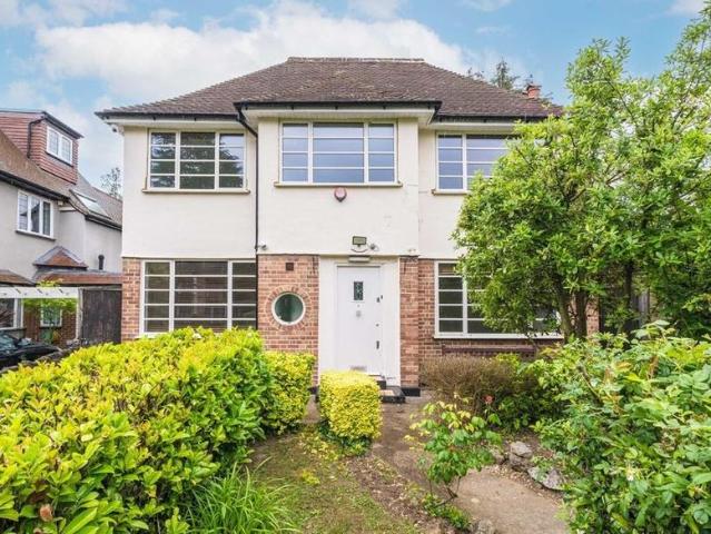 House detached for sale in Church Road, Isleworth, TW7 Ref.
