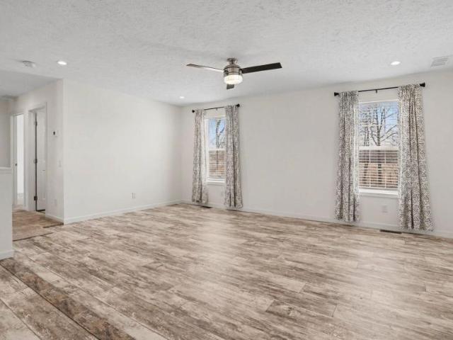 house Dowagiac MI ES100670666