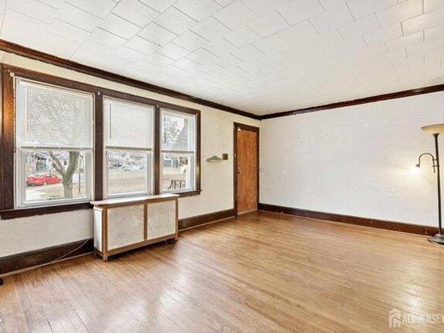 house East Orange NJ DS103499884
