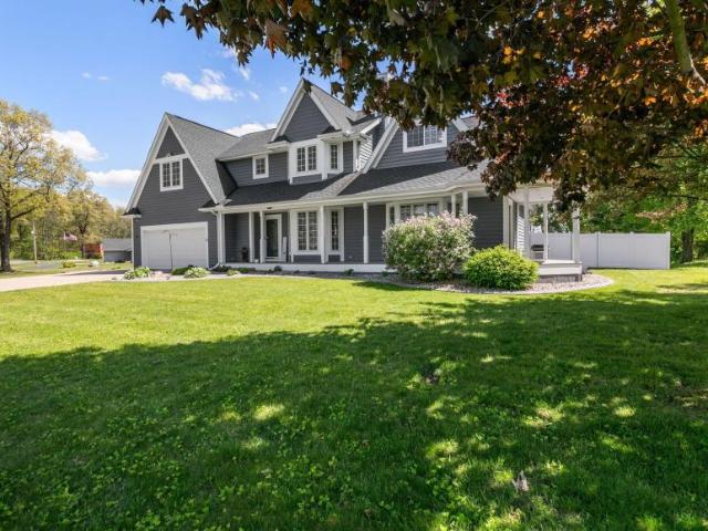 house Edwardsburg MI DLS102244481