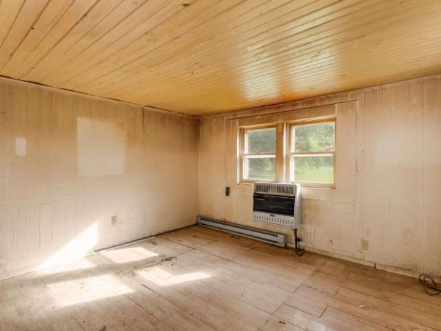 house Edwardsburg MI DS103568664