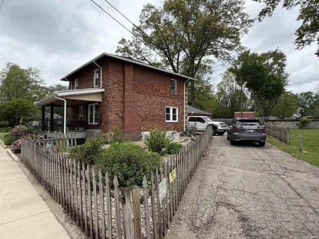 house Elkhart IN ES102659524