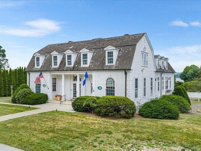 house Essex CT ES105126725